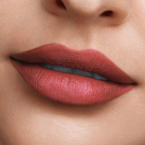 The Perfect Lipstick Colors for Black Hair - Fuzzable