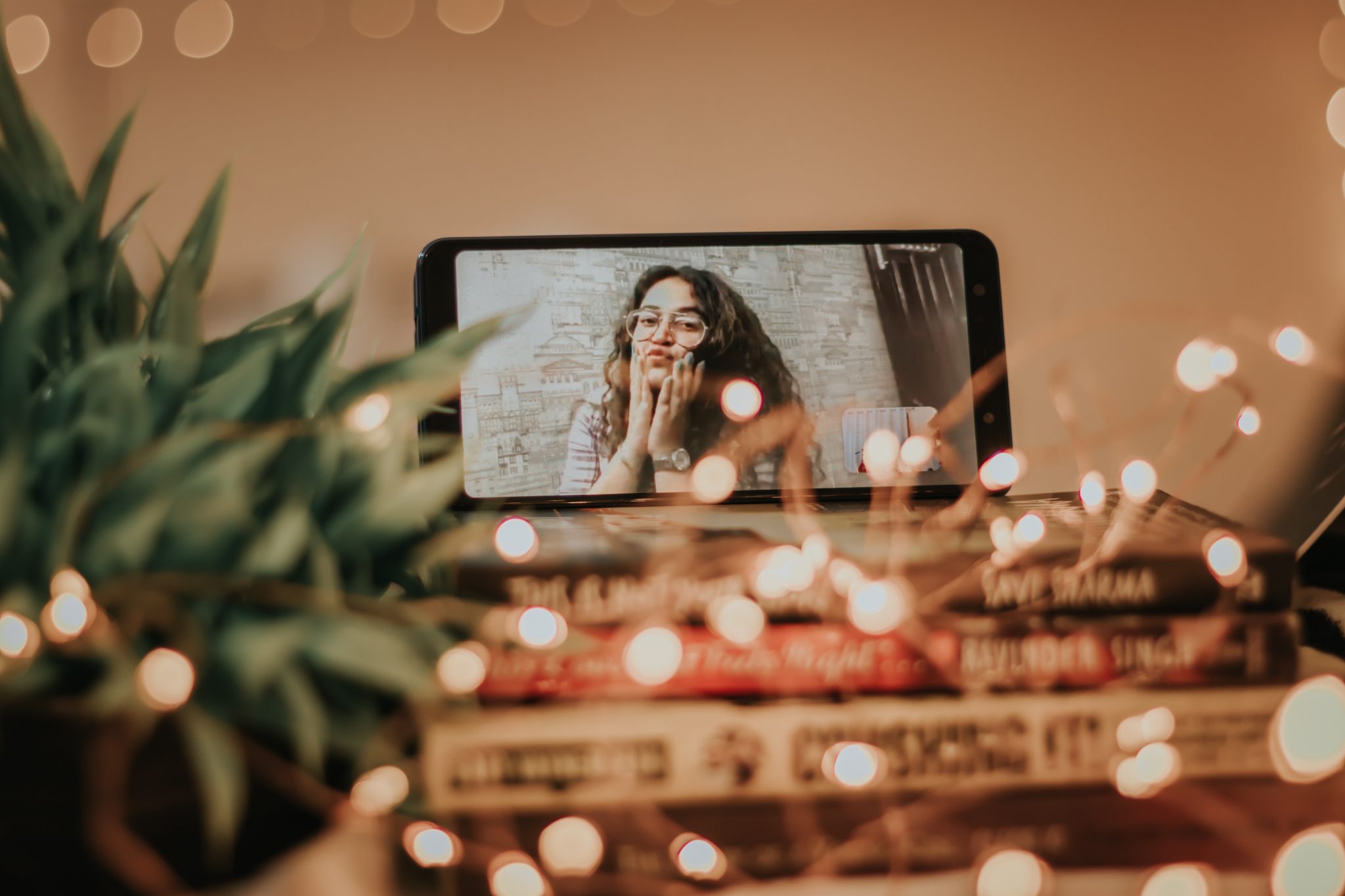 The best video and voice call apps to hang out with friends - Fuzzable