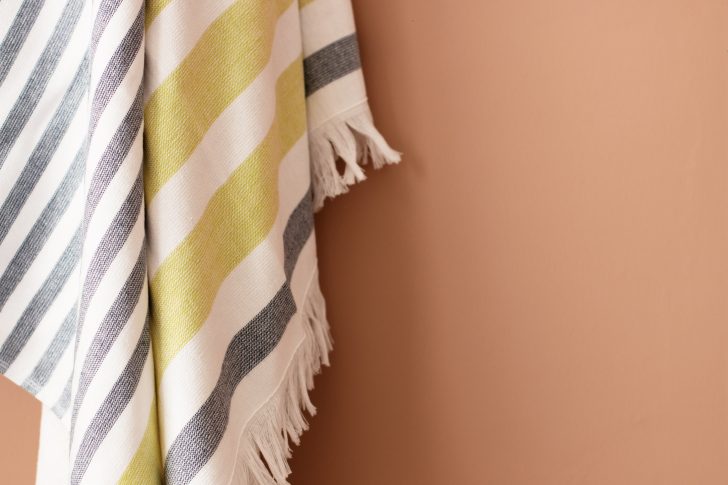 How Striped Towels Can Enhance the Beauty of Your Bathroom - Fuzzable