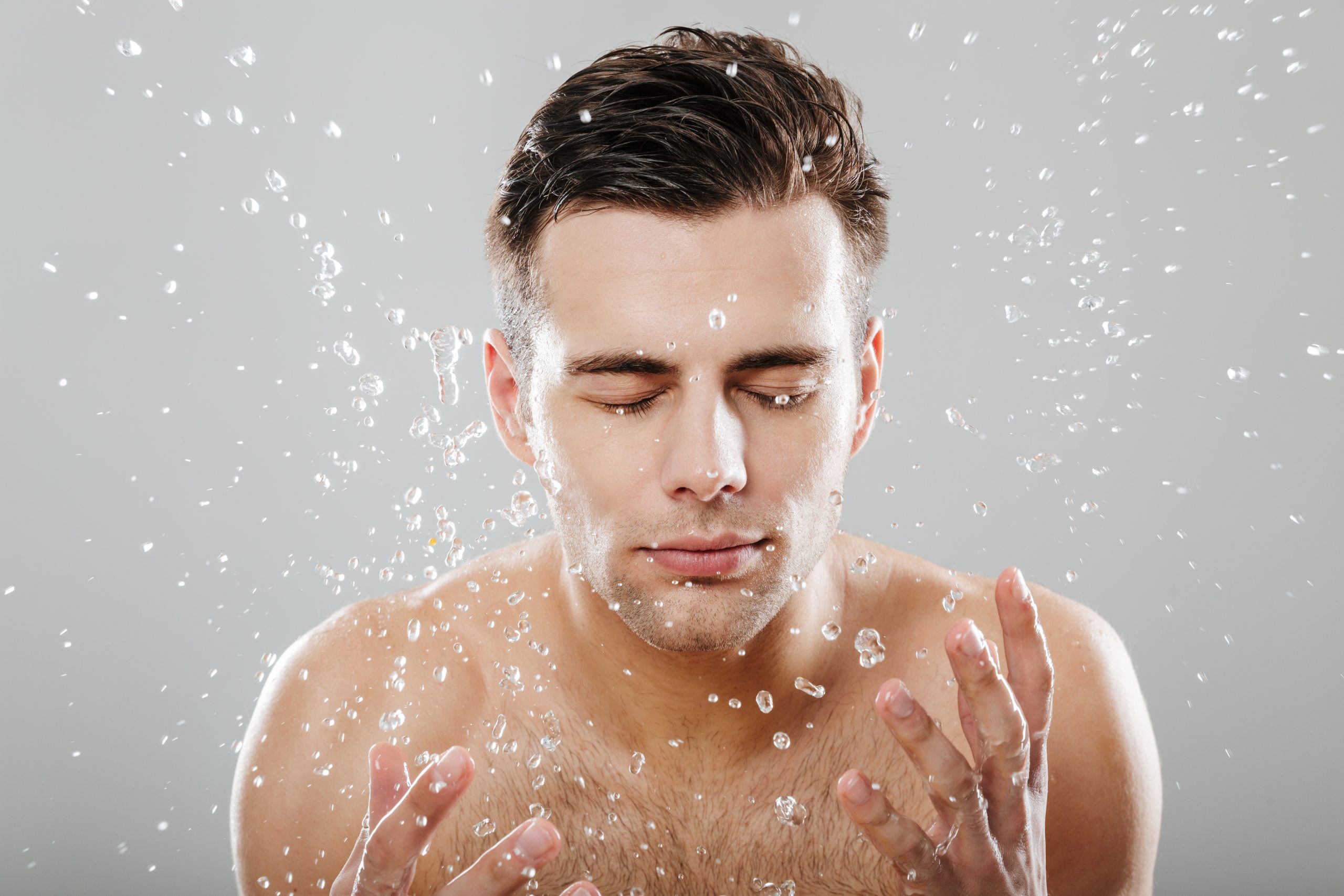 Staying Cool and Fresh: 6 Easy Skincare Tips for Men - Fuzzable